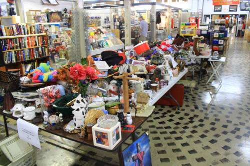 Kentucky Flea Markets: 7 Of The Very Best