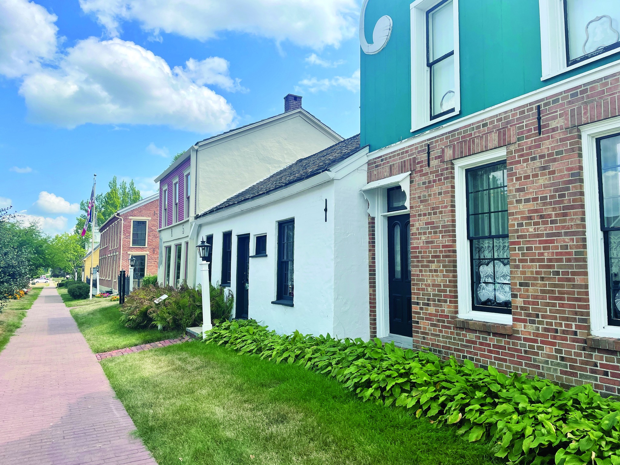 The Fascinating Town In Iowa That Is Straight Out Of A Fairy Tale