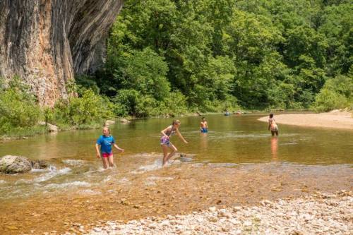 Echo Bluff State Park Is An Incredible State Park In Missouri