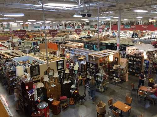 Here Are The Best Flea Markets In Arizona To Visit This Year
