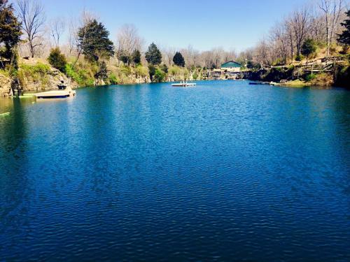 This Sapphire Pool In Indiana Is Ridiculously Beautiful