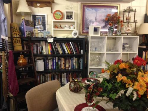 The 13 Best Thrift Stores In South Carolina You'll Love Visiting