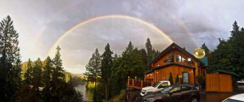 Stone Cliff Inn: A Beautiful Rustic Restaurant in Carver, Oregon