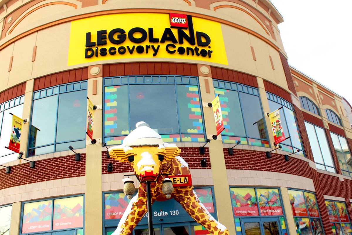 Visit an Indoor Playground In Illinois: LEGOLAND Discovery Center
