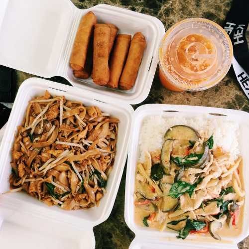 These Chain Restaurants Serve Up The Best Fast Food In Hawaii