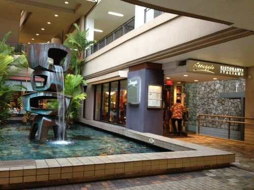 These Chain Restaurants Serve Up The Best Fast Food In Hawaii