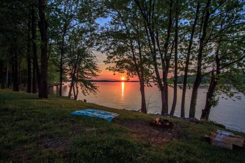 7 Spectacular Kentucky Lake Campgrounds With Lovely Views