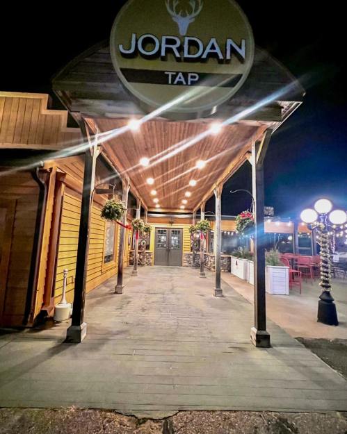 10 Classic Supper Clubs In Minnesota That Will Take You Back In Time