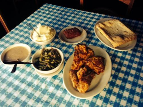 The 10 Best Fried Chicken Restaurants Across Missouri