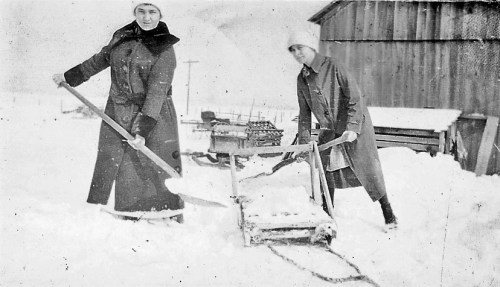 These 15 Historic Photos Of Michigan Reveal Our State's Past
