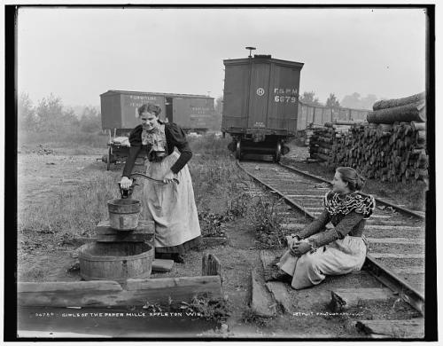 17 Historic, Old Photos Of Wisconsin