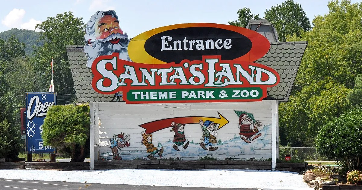 The Magical Place In North Carolina Where It’s Christmas Year-Round