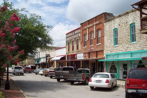 15 Small Towns Around Dallas That Are Charming