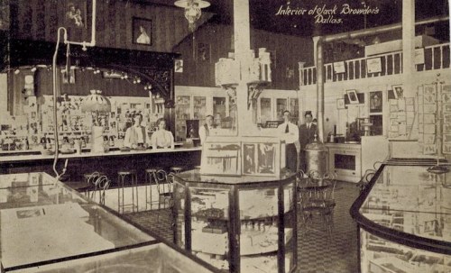 Check Out These 17 Old Pictures of Dallas, Texas