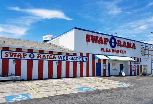 Swap-o-Rama Is The Biggest and Best Flea Market In Illinois