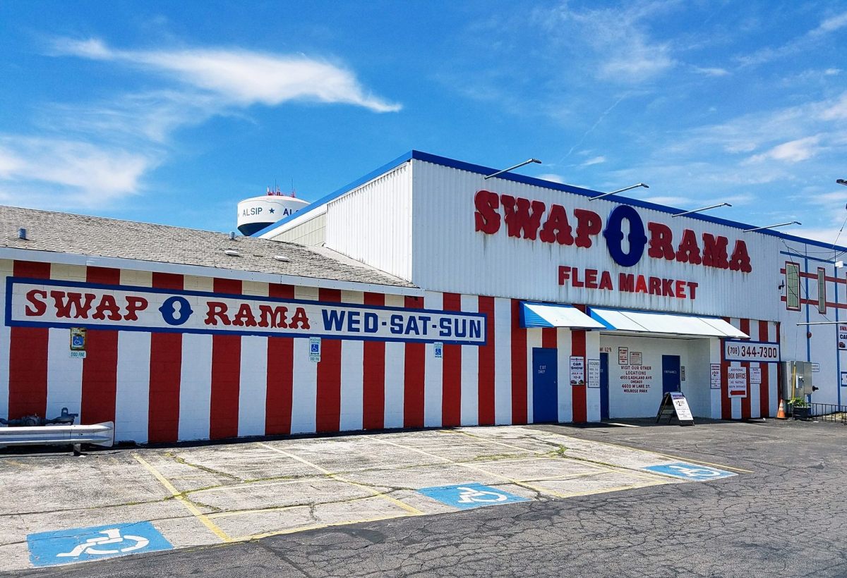 Swap-o-Rama Is The Biggest and Best Flea Market In Illinois