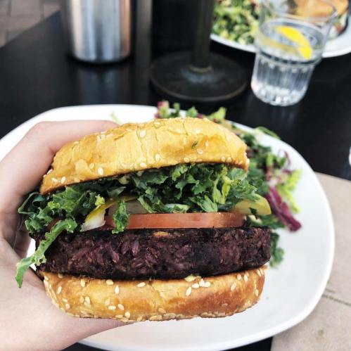 What Food Is Columbus, Ohio Known For? Try These 11 Dishes