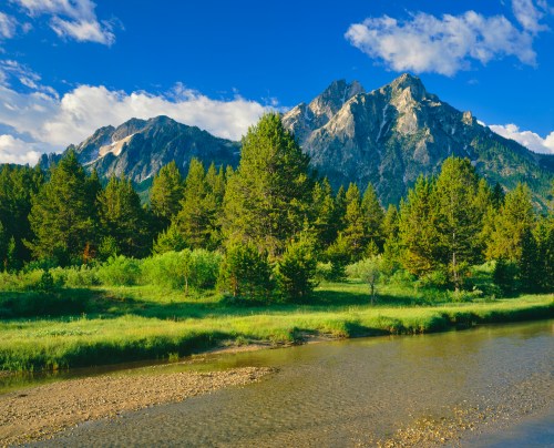 Explore 50 Stunning Natural Wonders Across the United States