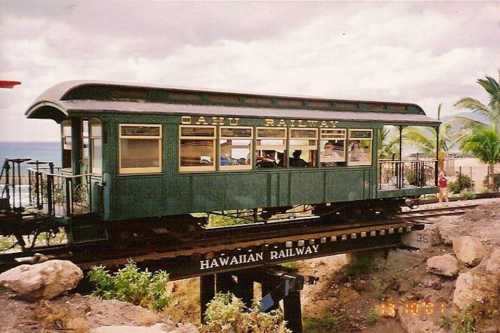 4 Scenic Train Rides In Hawaii You'll Want To Experience