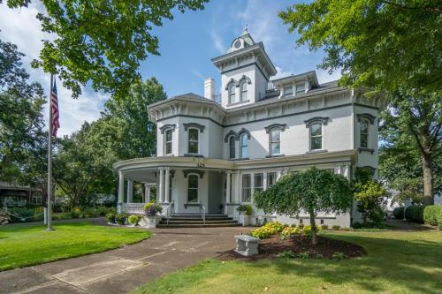 Historic Towns In Ohio: Visit Dover, Ohio