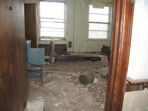 Achenbach Memorial Hospital Is An Abandoned Place In Kansas