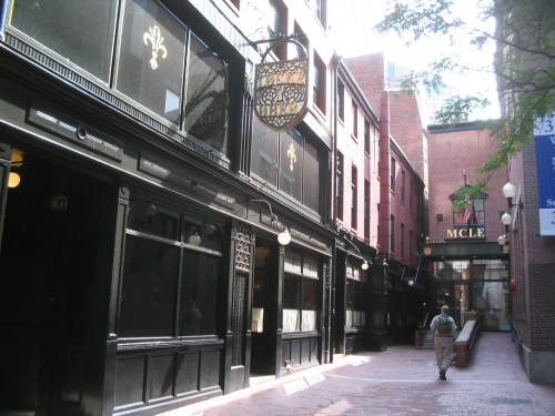 12 Old Boston Department Stores That We All Miss Terribly