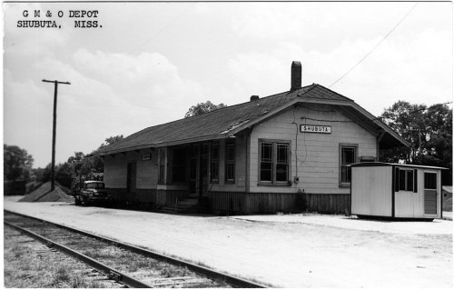 The Abandoned Bridge In Mississippi Has A Grim Past