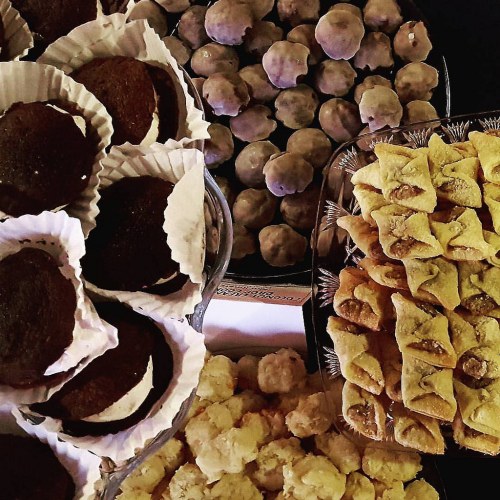 The Story Behind The Pittsburgh Cookie Table Might Surprise You