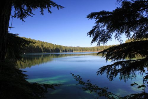 11 Gorgeous Hidden Lakes In Maine