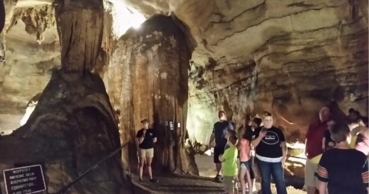 The Little Known Cave In Alabama Everyone Should Explore At Least Once