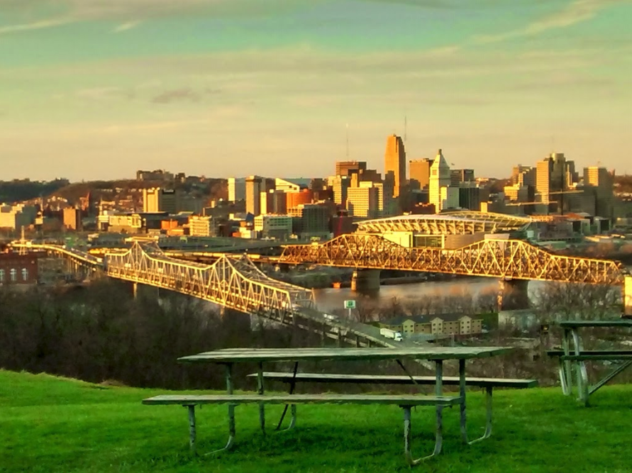 9 Picnic Perfect Cincinnati Hikes That Will Make Your Spring Complete