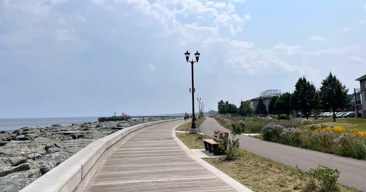 This Beautiful Minnesota Boardwalk Trail Showcases Duluth