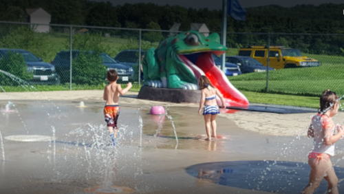 Cascade Lake In Maryland Is A Unique Outdoor Water Playground