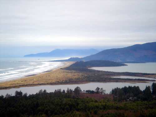 Where to Find Sea Glass in Oregon: 6 Incredible Place