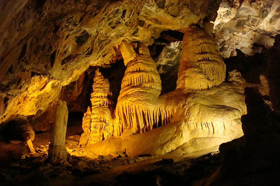 Explore Minnetonka Cave: Idaho's Largest Limestone Cave