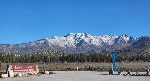 Campgrounds With Water Parks: Visit Lake Hemet In SoCal