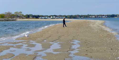 8 Beaches With The Best Rhode Island Sea Glass
