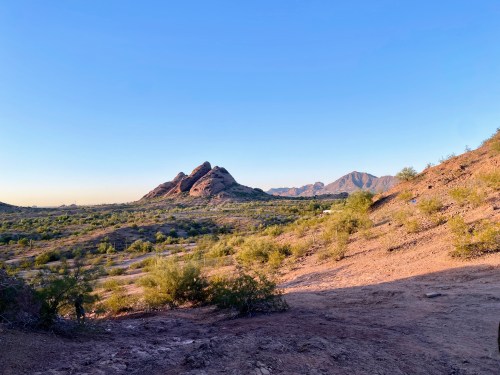 Hole In The Rock Is An Arizonan Natural Wonder Everyone Should ...