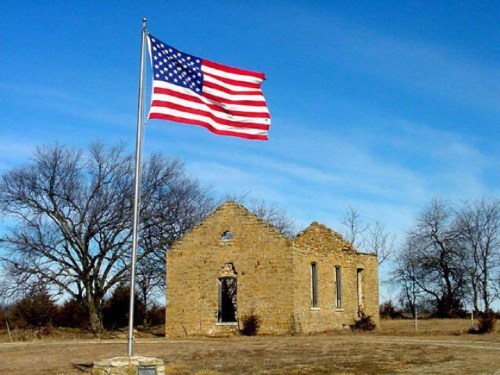 The Creepy Gate To The Underworld In Stull Kansas