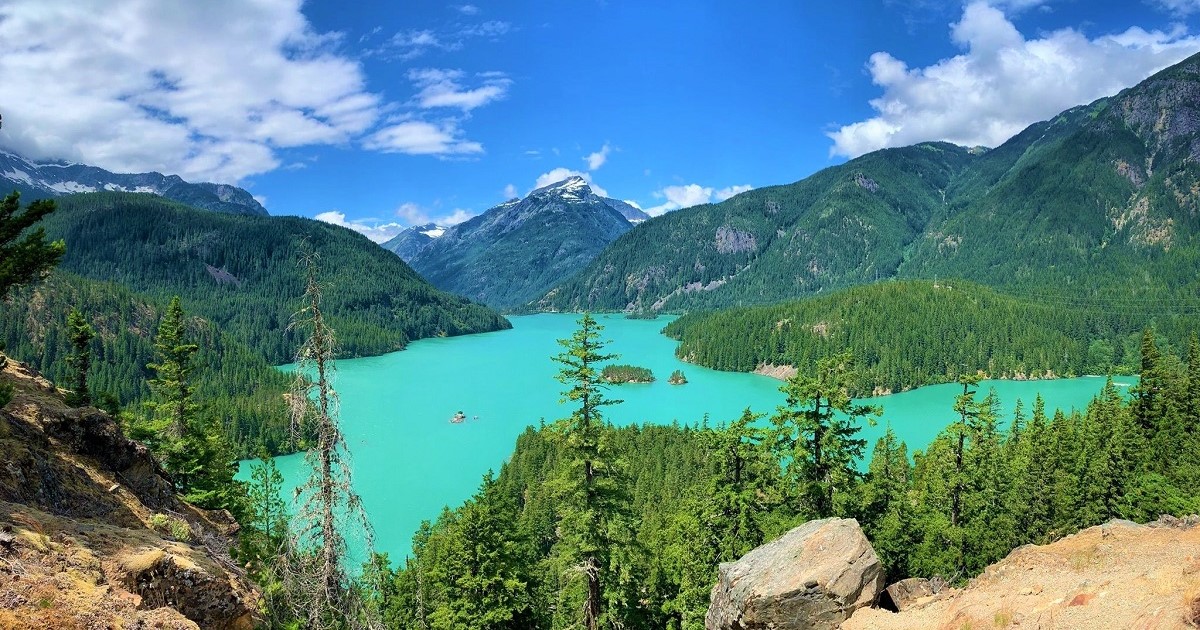 Discover the Serene Beauty of Diablo Lake in Washington