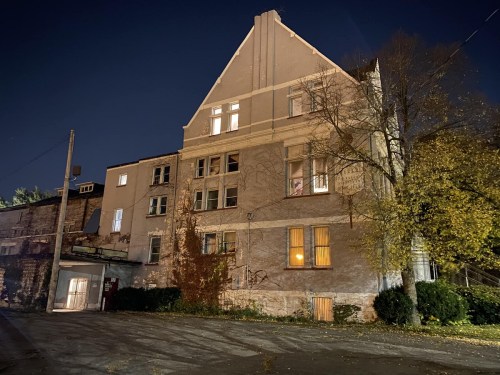 House Of Wills In Cleveland Is A Halloween Dream Come True