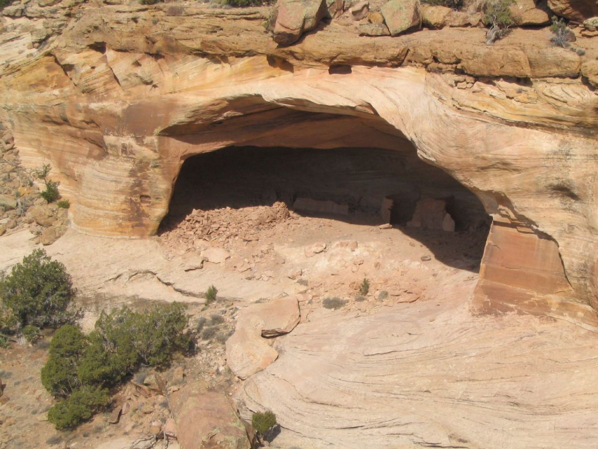 This Unassuming Cave Is Among The Most Haunted Places in Arizona