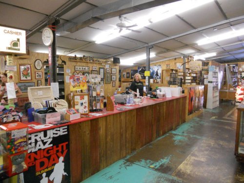 Old Book Barn Is One Of The Best Bookstores In Illinois
