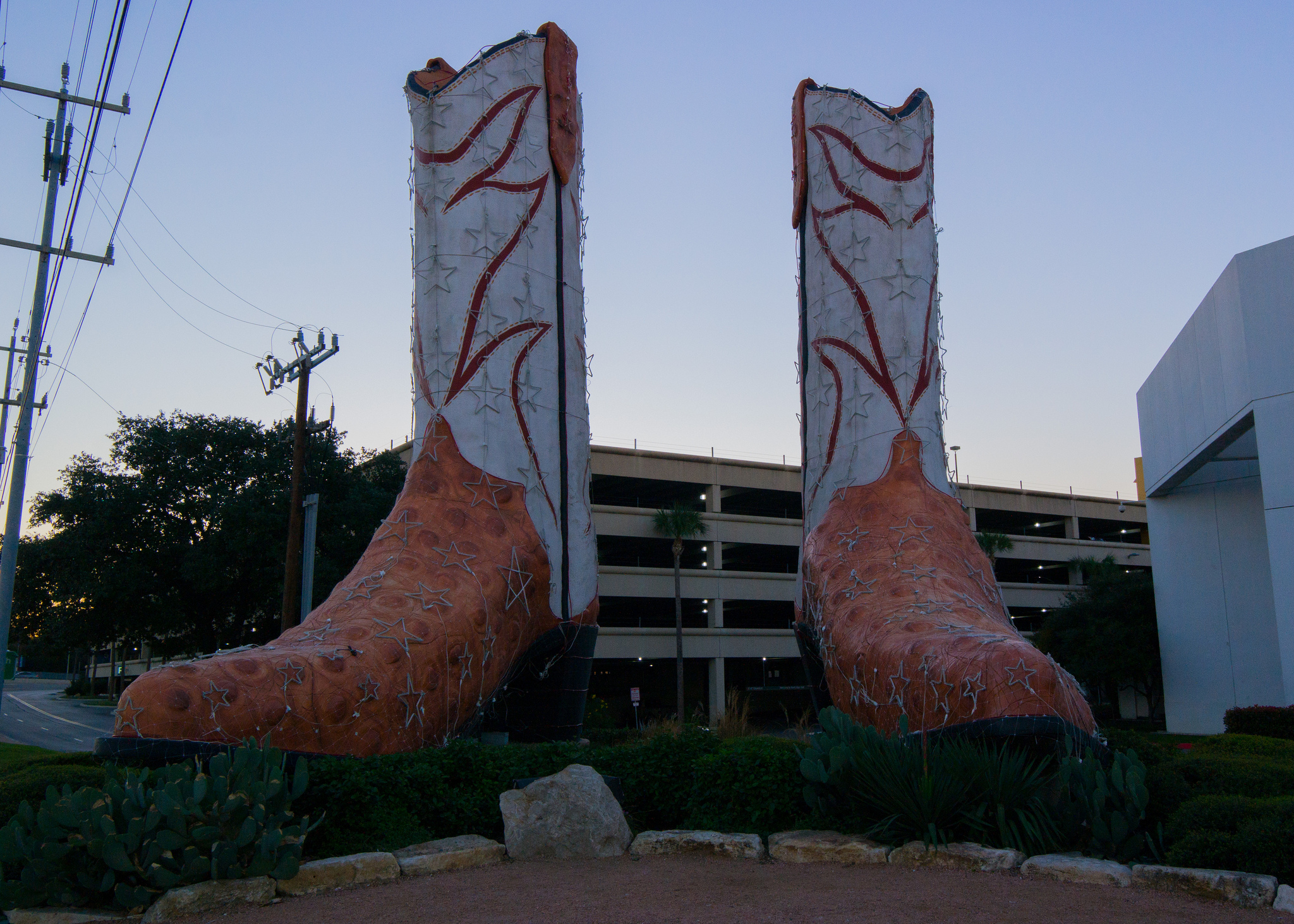 10 Oddly Gigantic Items You Can Only Find In Texas And Can’t Stop ...