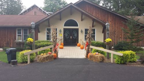 Penn Alps Restaurant Is A Delicious Maryland Amish Buffet