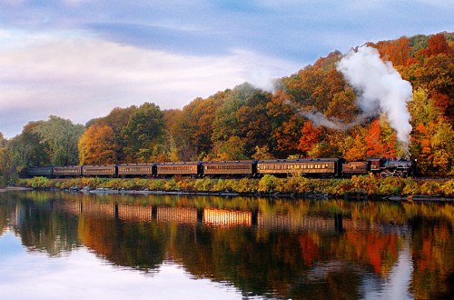 Scenic Train Rides In Connecticut: 5 To Take This Fall