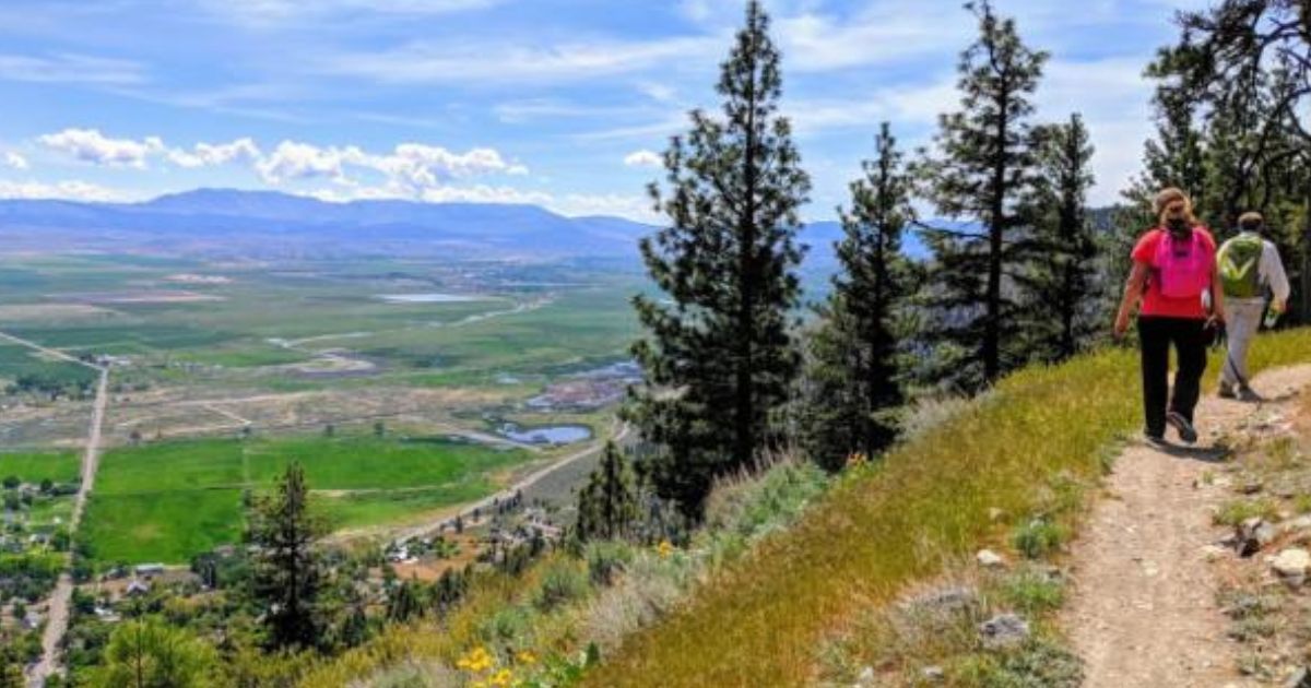 The Nevada Hike That Leads To The Most Unforgettable Destination