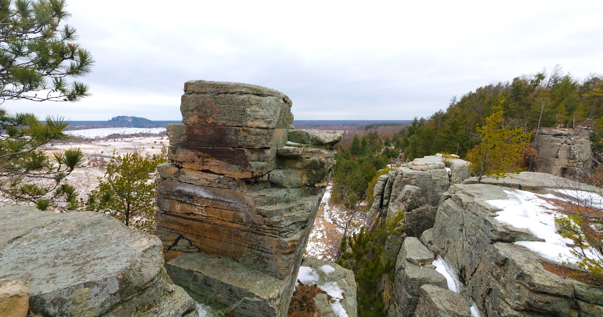 Lone Rock Trail In Wisconsin Is The State's Best Fall Hike