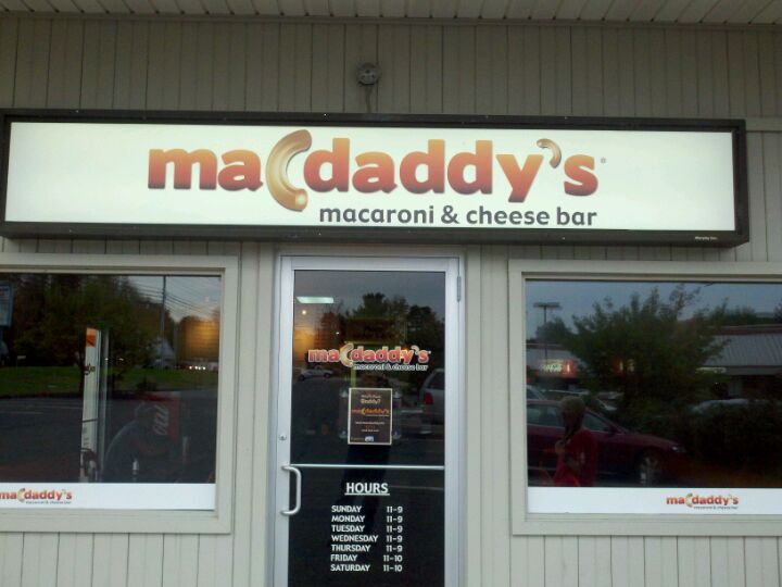 MacDaddy's In Monroe: The Best Mac and Cheese In CT