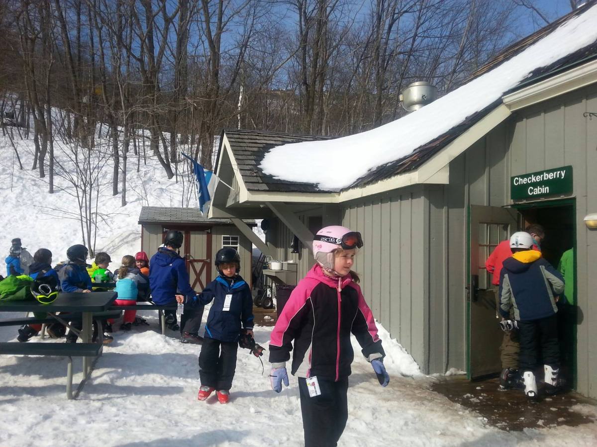 Wintergreen's Checkerberry Cabin:A Snow Tubing Restaurant In Virginia